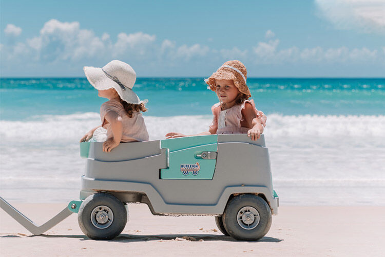 10 best beach trolleys for every budget | Mum's Grapevine